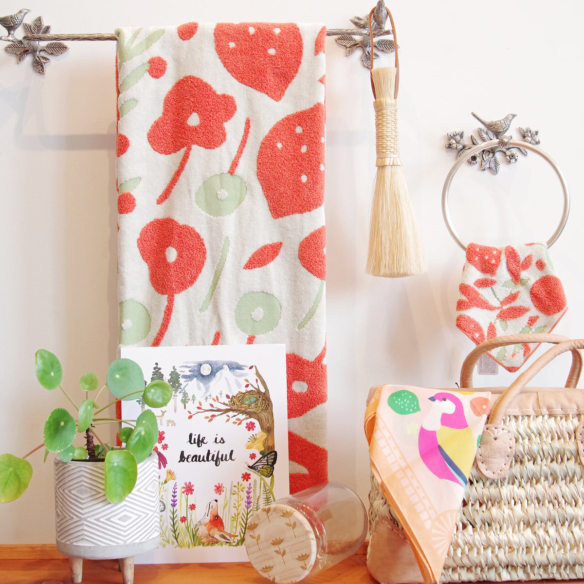 Unique Gifts – Pink Moon Goods